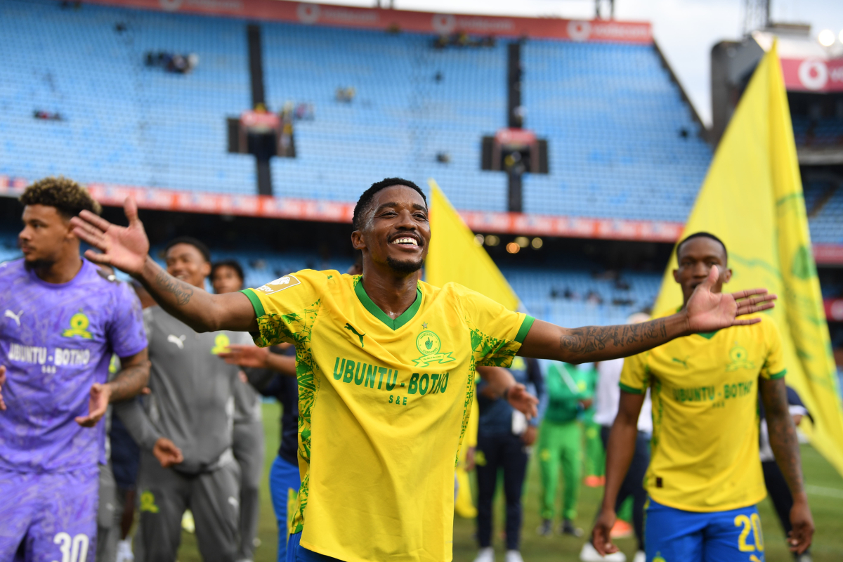 Pirates top, Sundowns stay in touch - PSL wrap - AfricaPicks